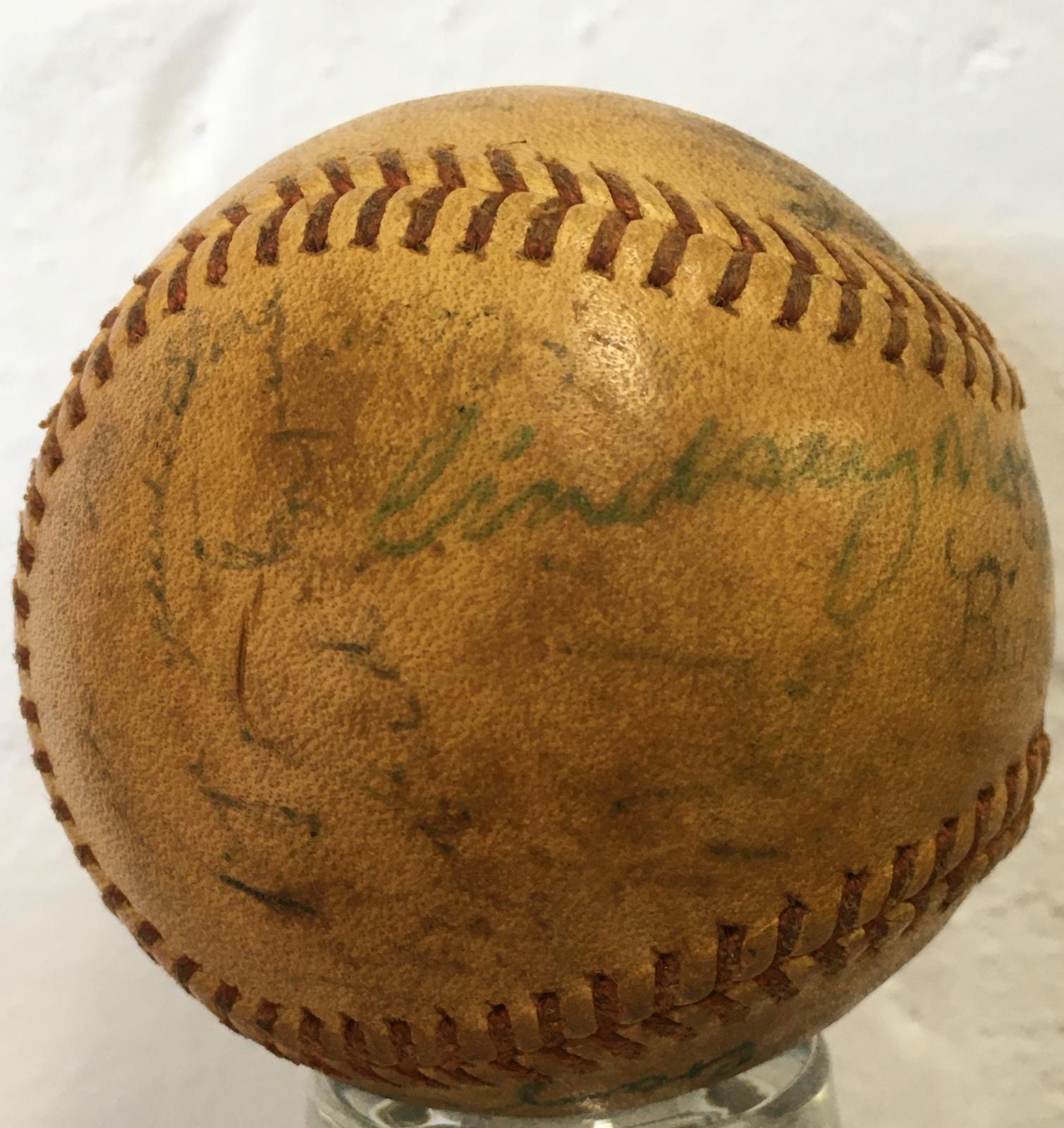 Signed 1973 Claxton Shield Series baseball | Collections WA