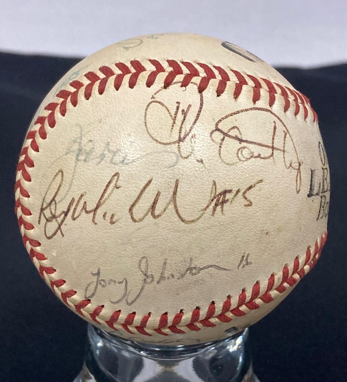 1983 Claxton Shield Series baseball - signed | Collections WA
