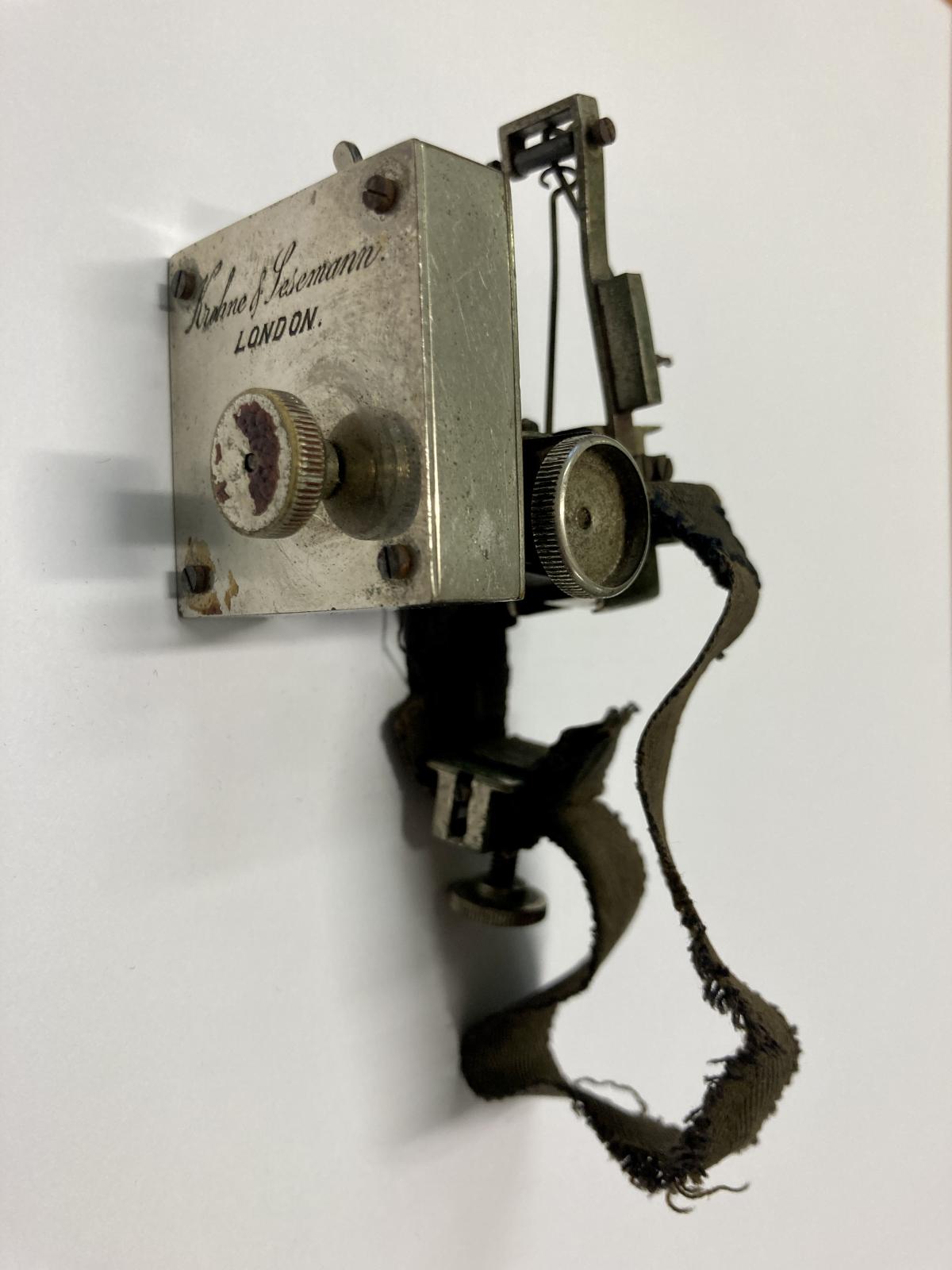 SPHYGMOGRAPH | Collections WA