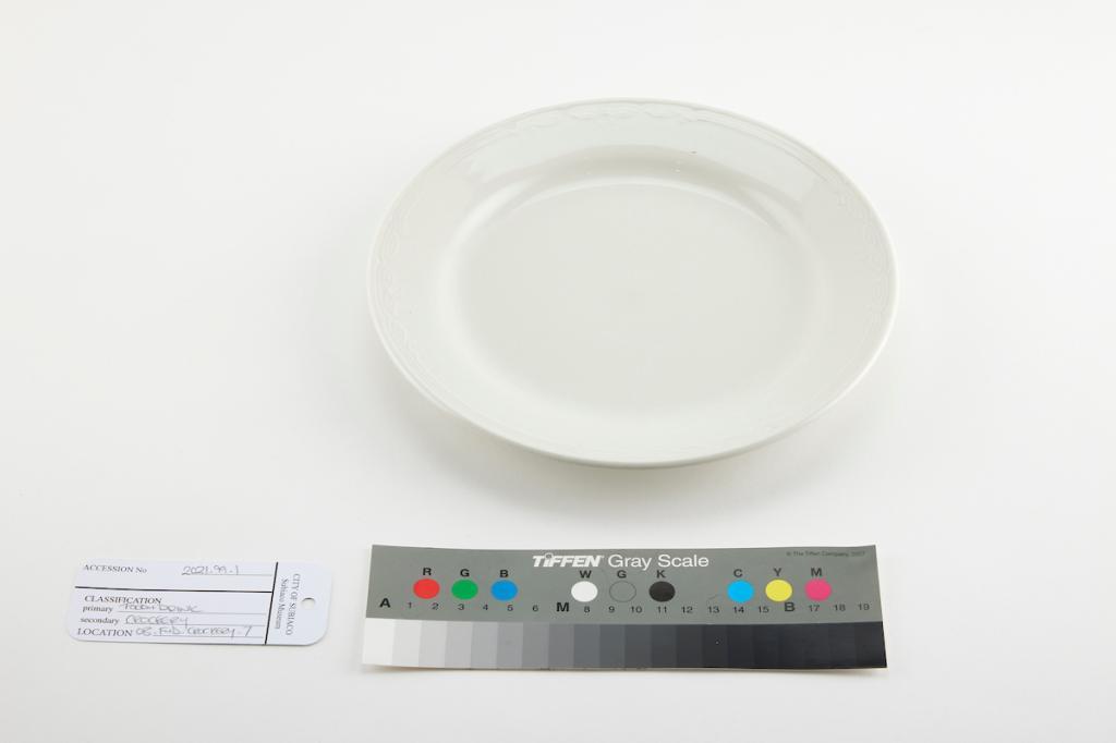 PLATE: AUSTRALIAN FINE CHINA, WHITE | Collections WA