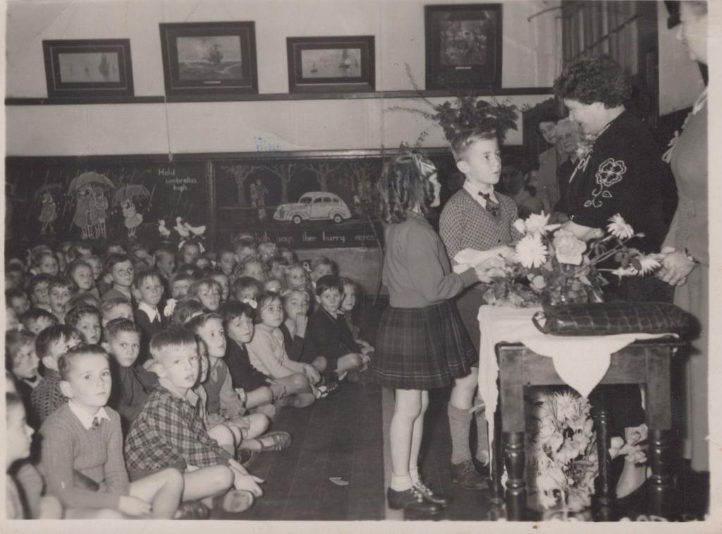 PHOTOGRAPH: SUBIACO PRIMARY SCHOOL ASSEMBLY | Collections WA