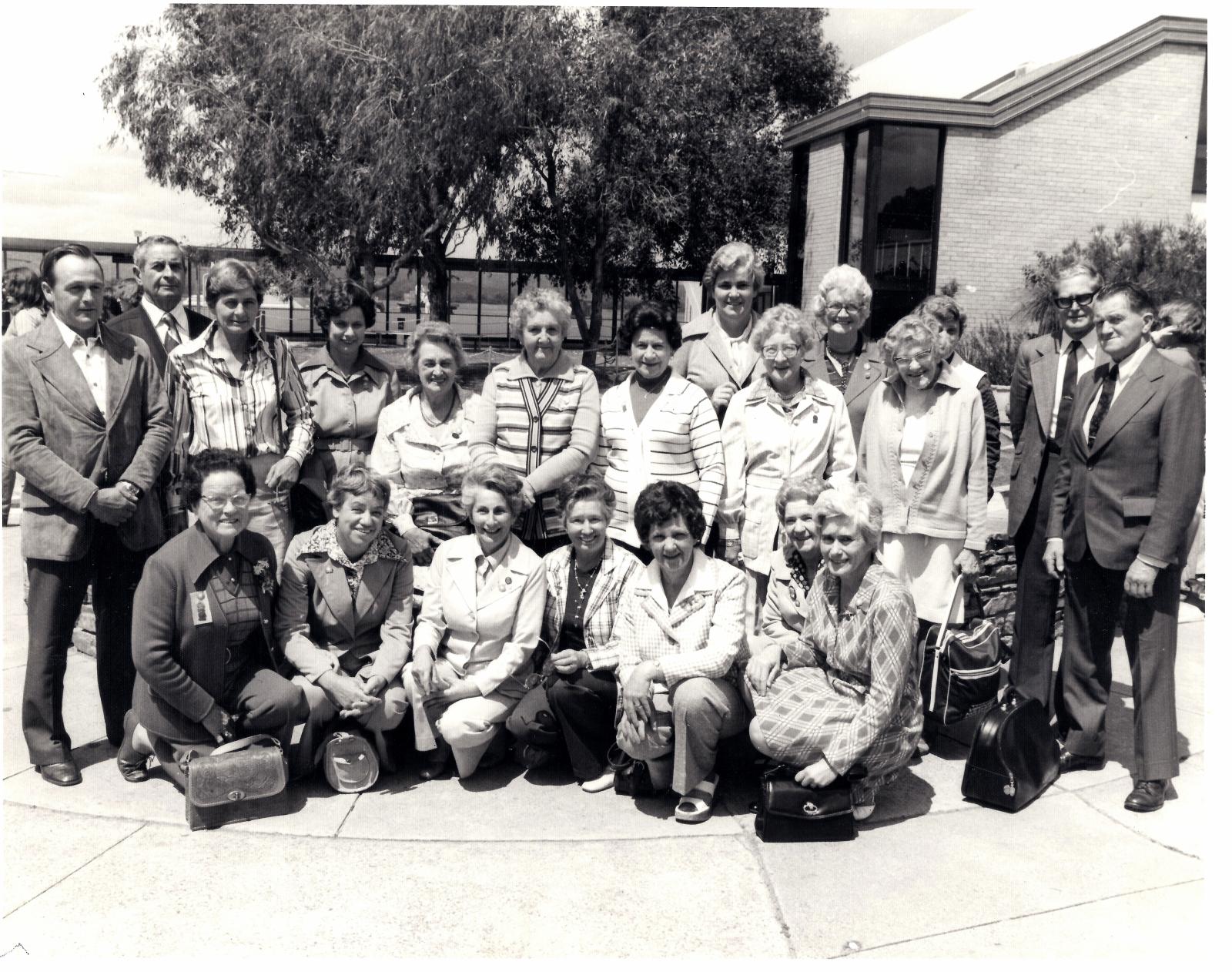 1 B/W/Photos 8x10 - delegates & observers 15th ACWW world conference ...