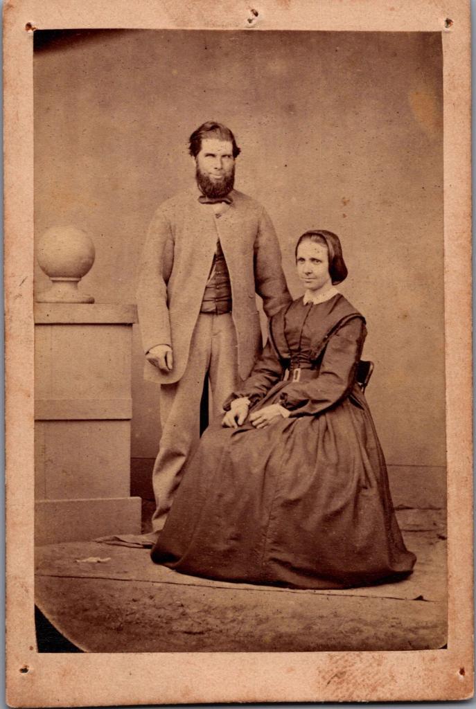 PHOTOGRAPH: MR AND MRS BANFIELD | Collections WA
